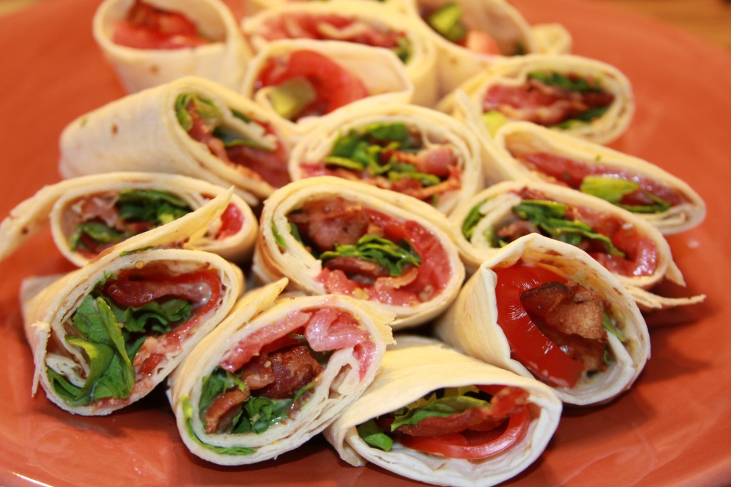 BLT Wraps with Honey Mustard Sauce | OhMyGoodyGoodness